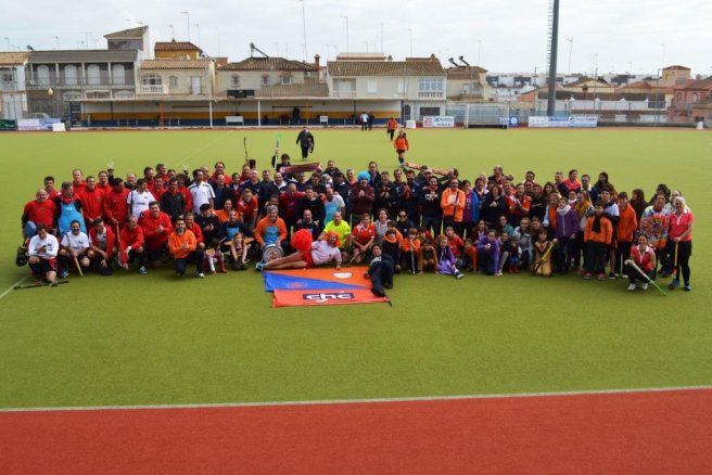 Este fin de semana se celebra el II Torneo Naranja de Mami-Papi Hockey ...