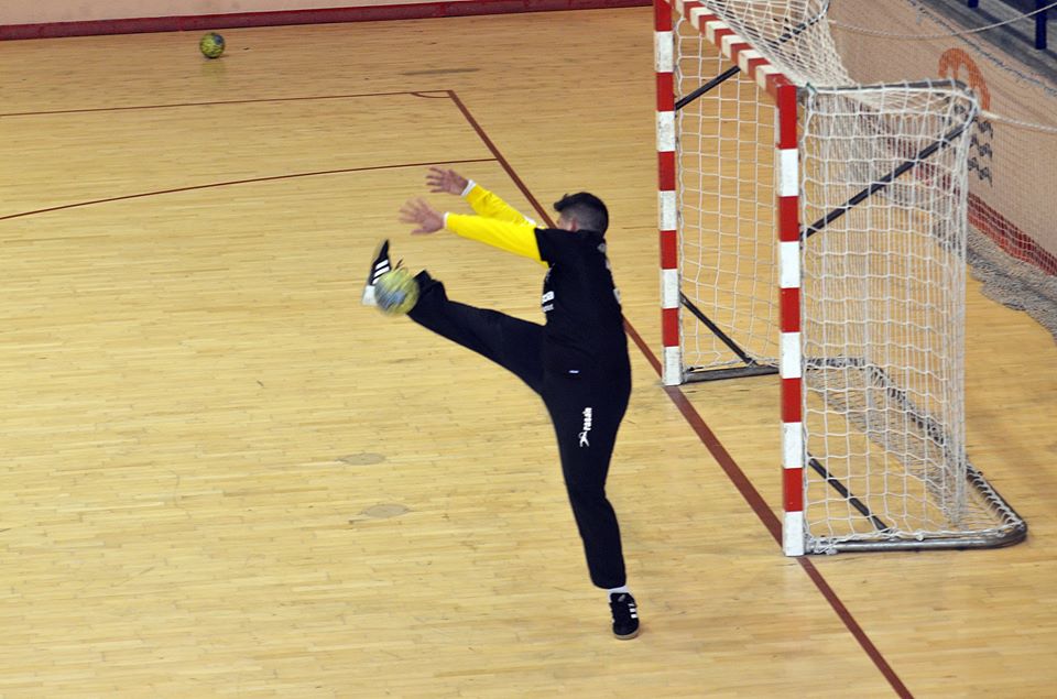 El coraje y el pundonor llevaron al Tempul Motor a la victoria - El ...