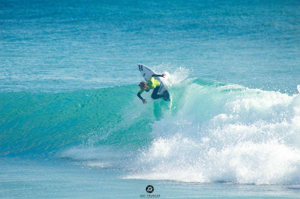 El isleño Jorge González, ganador en Surf Sub-18 en el ‘I Campeonato ...