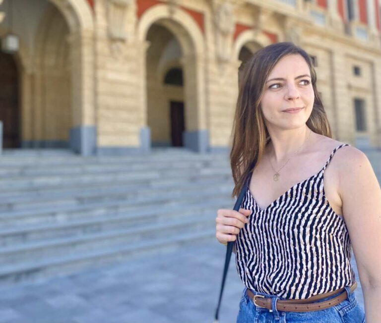 Gloria López, premiada por su tesis doctoral por la Real Academia de ...