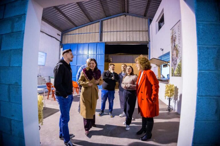 La alcaldesa Patricia Cavada conoce las nuevas instalaciones de Lágrimas de Dolores - El ...